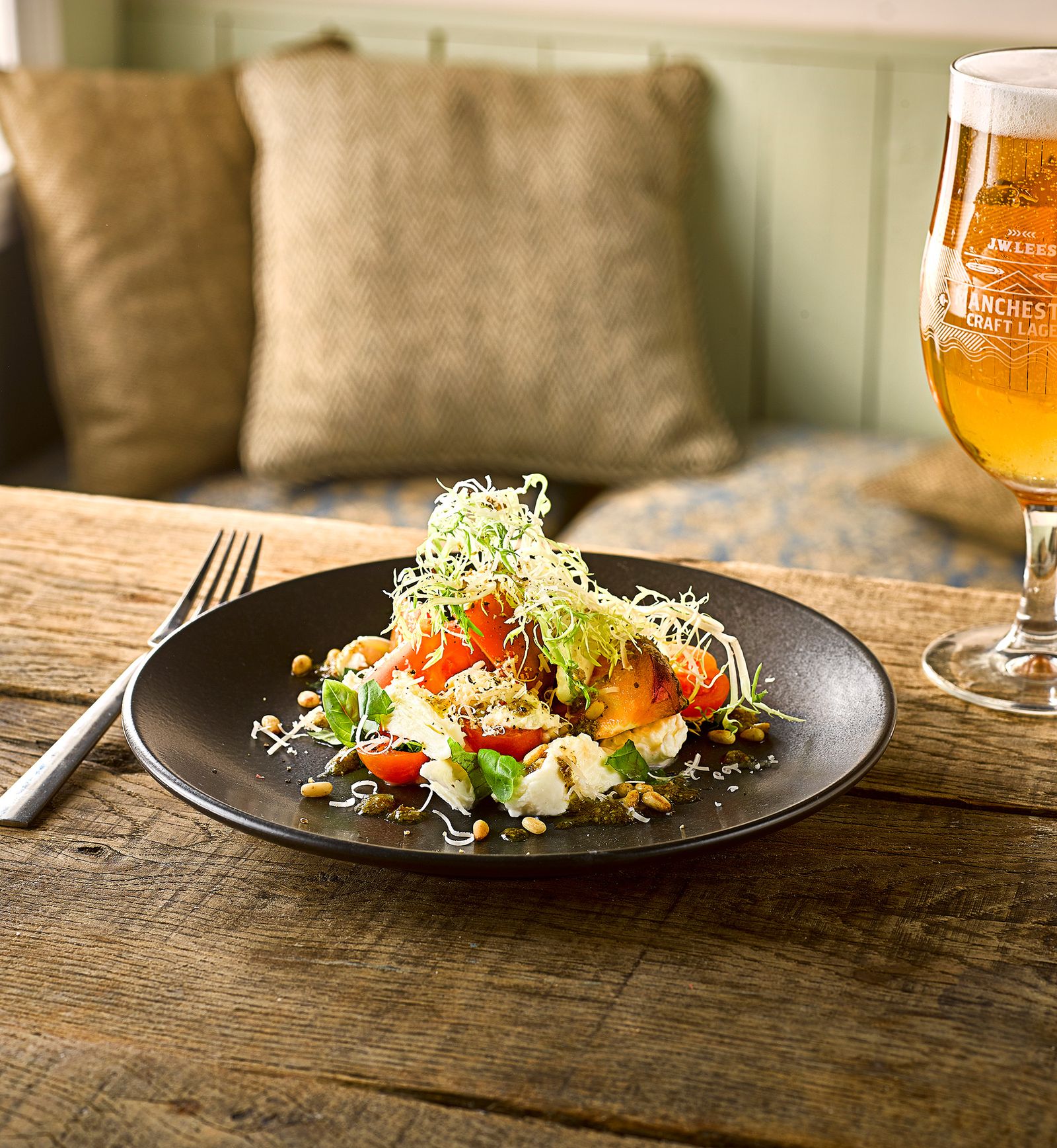 Bluebird Inn | Family friendly pub in Samlesbury Lancashire